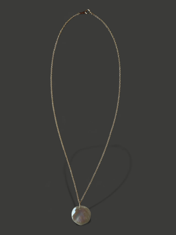 FN51 Petal Pearl Necklace